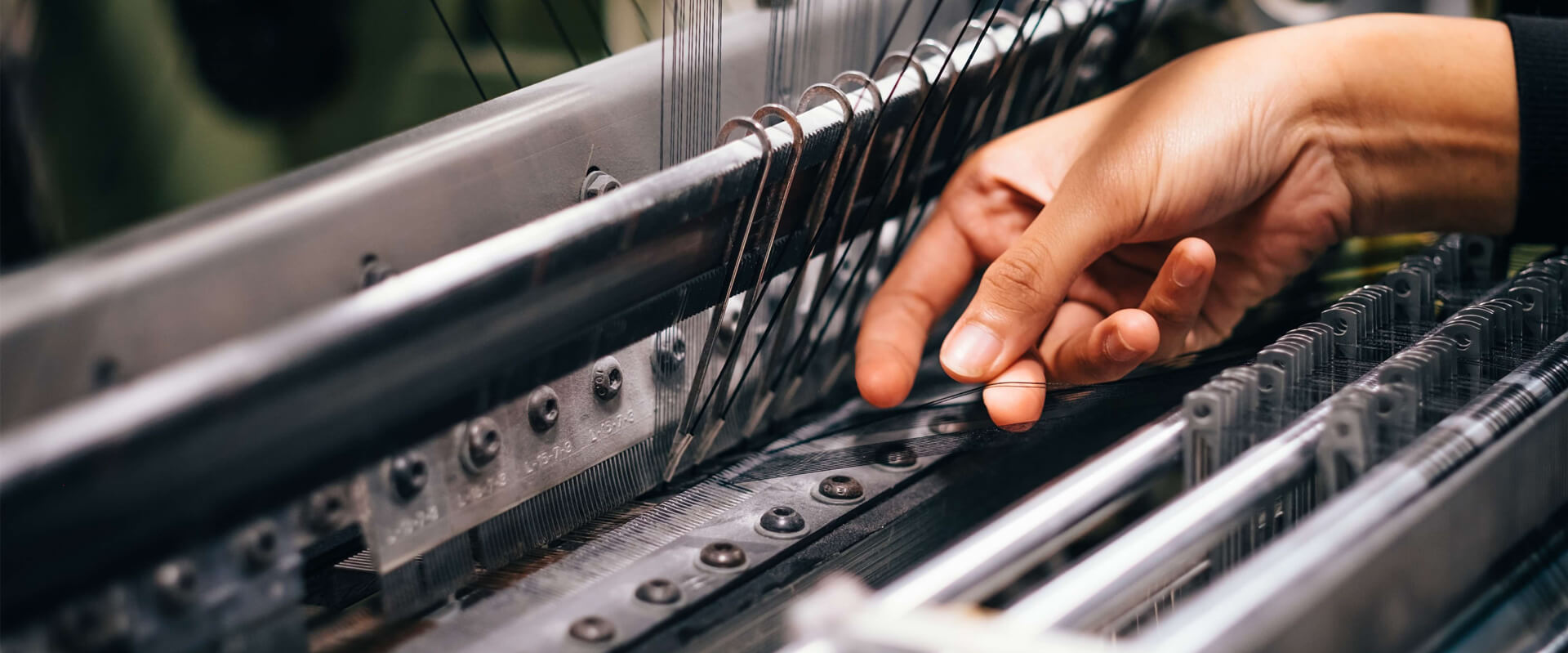 Ripstop vs Twill vs Canvas: Which Fabric Is Best for Workwear?